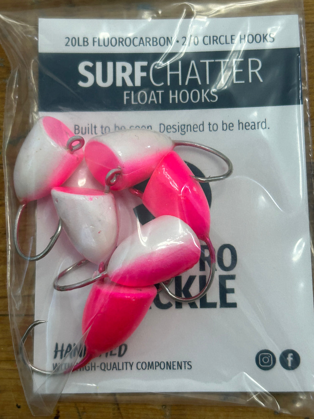 Pink and White Rattle Float Hook | FISHGUM
